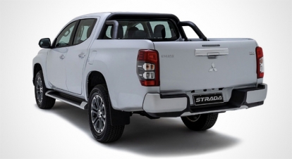 Mitsubishi Strada 2022 Interior