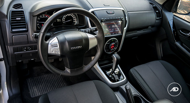 Isuzu mu-X RZ4E LS-A 4x2 AT Blue Power (Silky Pearl White) 2019 ...