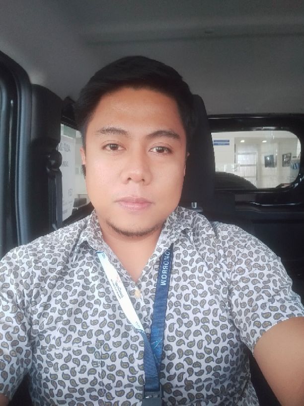 Ronald Andres is an official sales agent of Suzuki Auto, Ilocos Norte | AutoDeal.com.ph