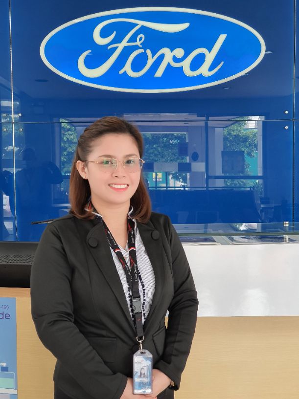 Mary Ann Tiglao is an official sales agent of Ford, Libis | AutoDeal.com.ph