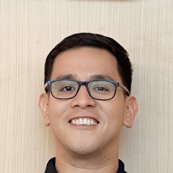 Ralph Vincent Santos is an official sales agent of Kia, Matina | AutoDeal.com.ph