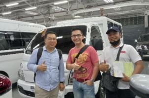 Bart Flores is an official sales agent of Hyundai Makati | AutoDeal.com.ph