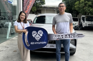 Dianne Santos is an official sales agent of Hyundai Alabang | AutoDeal.com.ph
