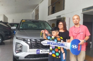 Maribeth Ege is an official sales agent of Hyundai Dumaguete | AutoDeal.com.ph