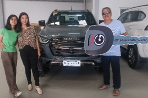 Jeffrey Liwag is an official sales agent of Isuzu Batangas City ...