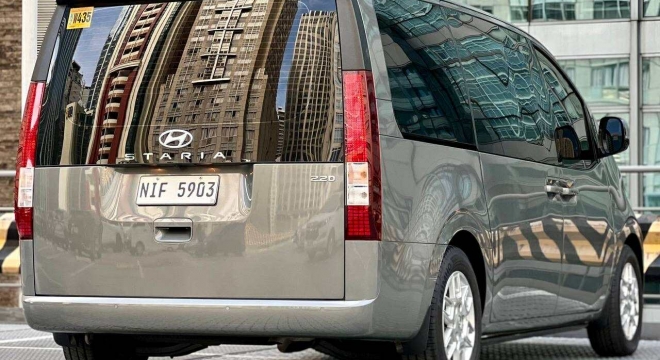 2023 Hyundai Staria GLS 2.2L AT Diesel Used Car For Sale in Makati City ...