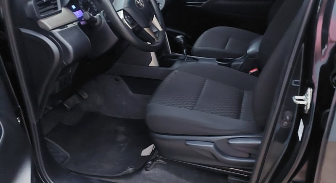 2024 Toyota Innova 2.8 XE AT DIESEL Used Car For Sale in Bacolod City ...